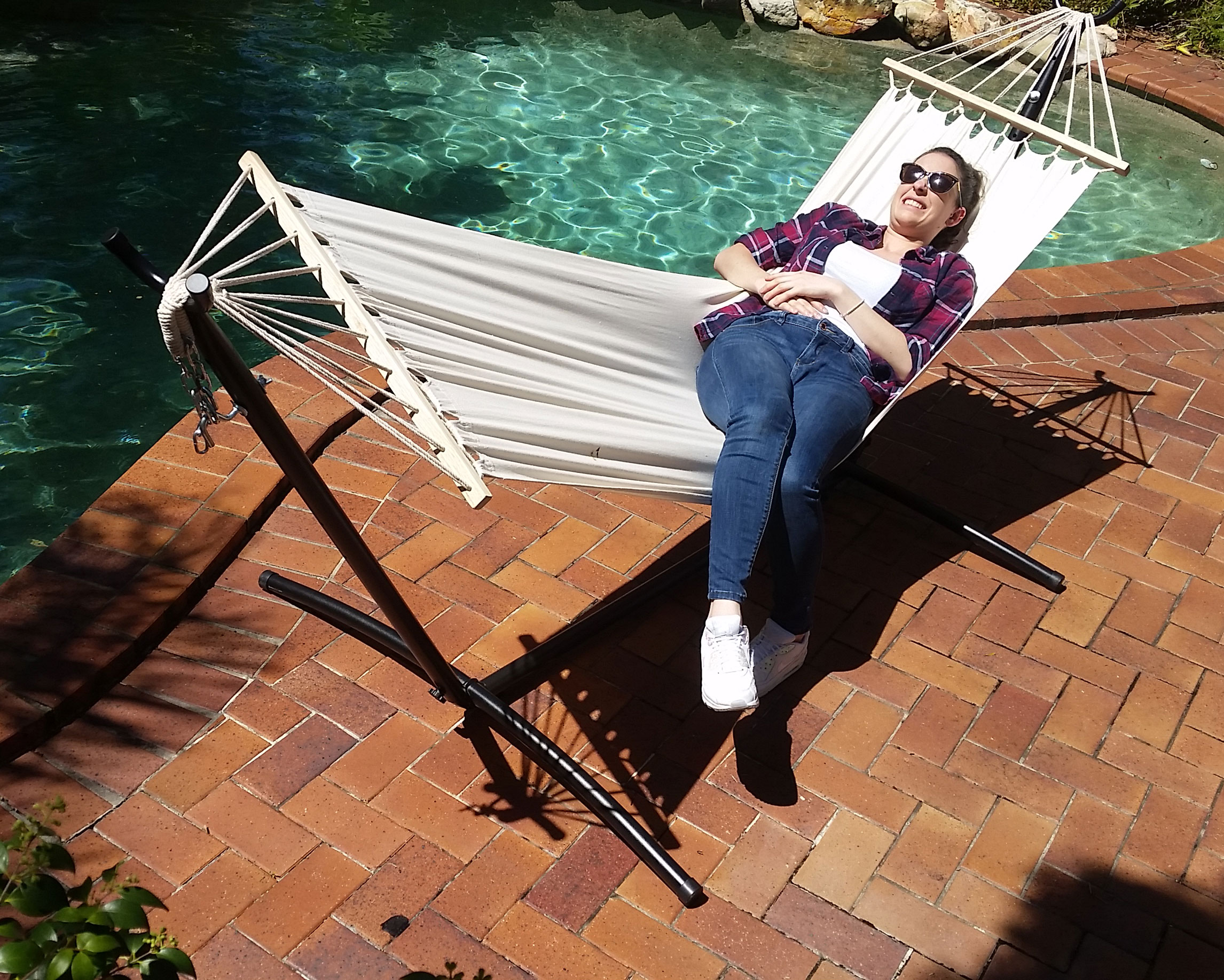 Small White Canvas Hammock With Spreader Bar - Heavenly Hammocks